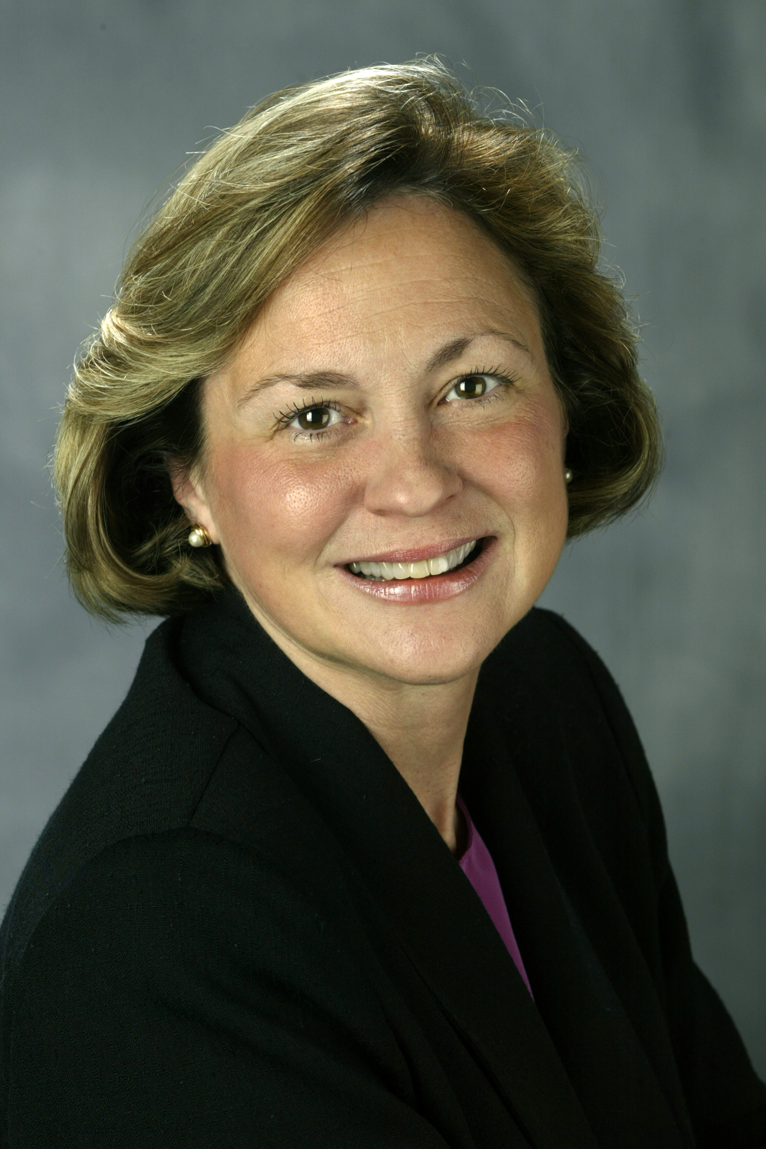 Lori Fogleman's Instagram, Twitter & Facebook on IDCrawl