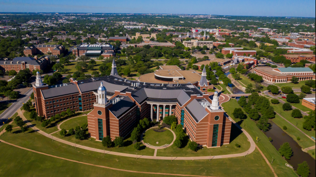 Baylor University Honors Outstanding Faculty for 2019-2020 | Media and ...